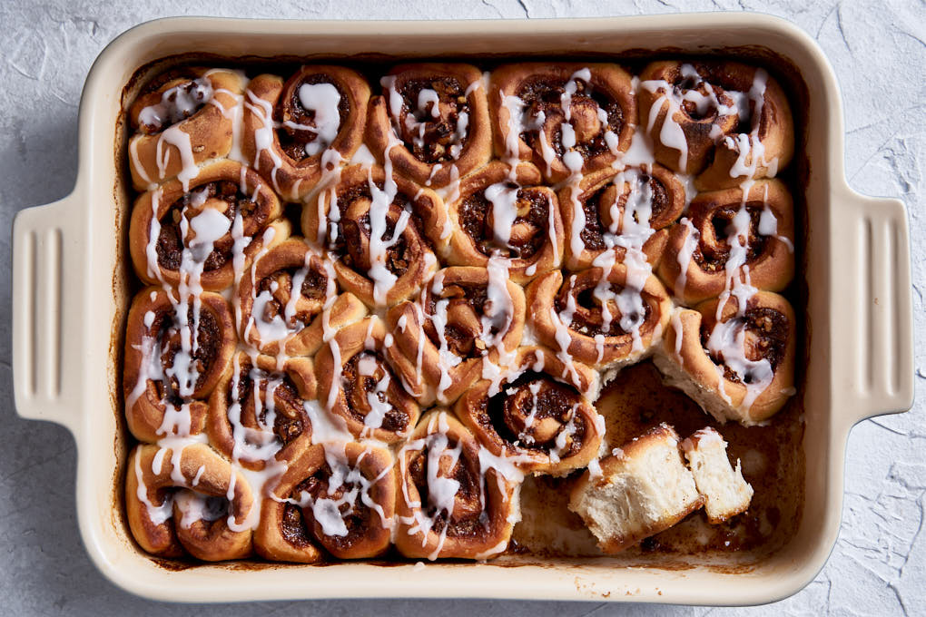 Panasonic Bread Maker Cinnamon Pecan Rolls recipe | HotCooking