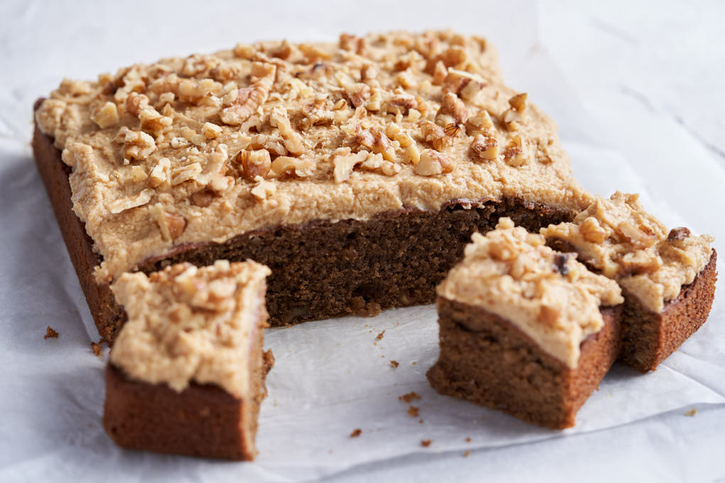 Square Coffee and Walnut Cake recipe | HotCooking