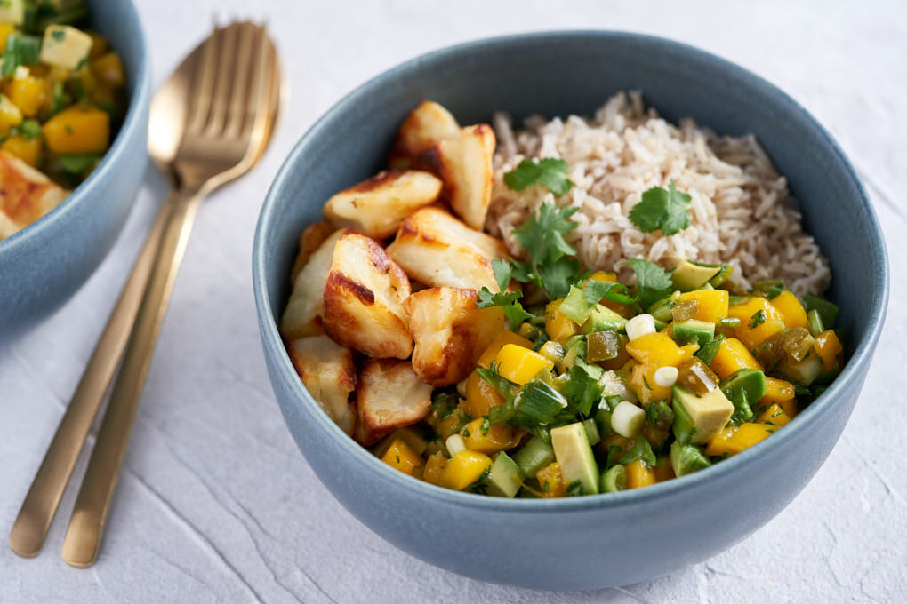 Halloumi, Mango and Avocado Rice Bowl recipe | HotCooking