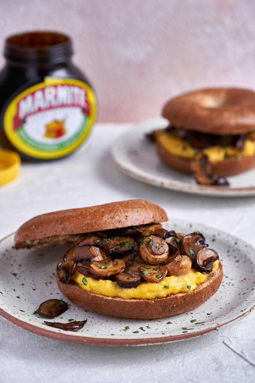 Jamie Oliver's Marmite Mushrooms and Scrambled Eggs recipe | HotCooking