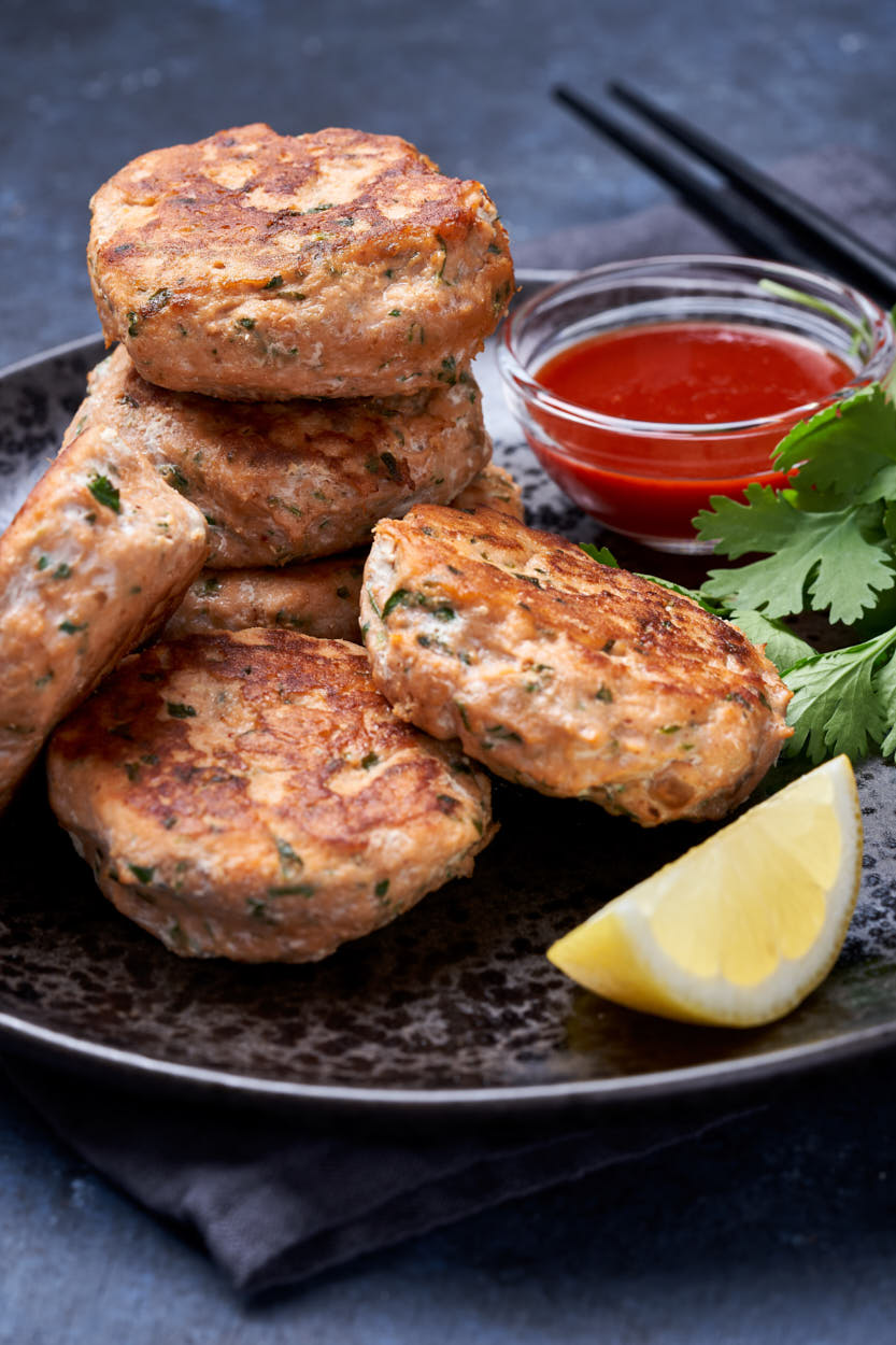 Salmon Fish Cakes recipe | HotCooking